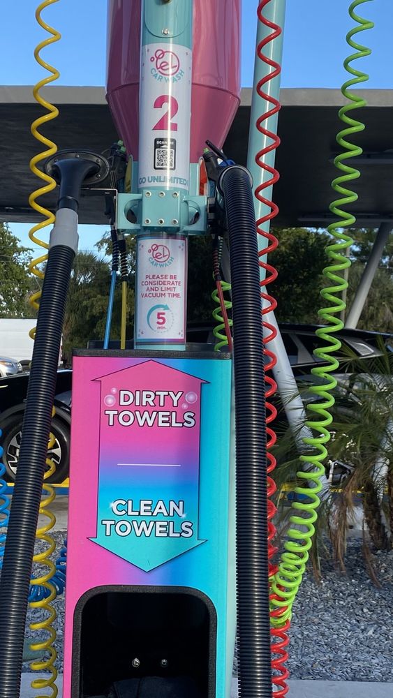 EL CAR WASH - Updated January 2026 - 11 Reviews - 1060 E Commercial ...