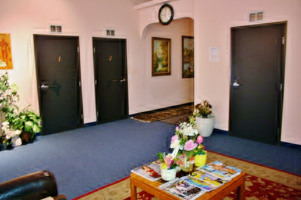 DAISY ACUPRESSURE SPA - Updated January 2026 - 13 Photos - 253 Broadway ...