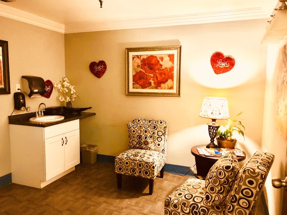 GREENFIELD CARE CENTER OF FILLMORE - 21 Photos - 118 B St, Fillmore ...