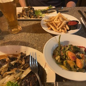 STATION SQUARE RISTORANTE - 130 Photos & 175 Reviews - 4250 Belmont Ave ...