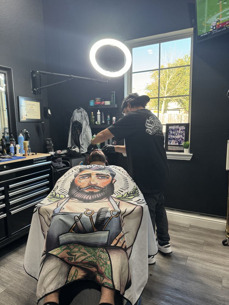 THE TAKEOVER BARBERSHOP - Updated December 2025 - 9660 Bartlett Cir ...
