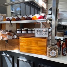 BREAD WINNERS CAFE & BAKERY - UPTOWN DALLAS - Updated October 2025 ...