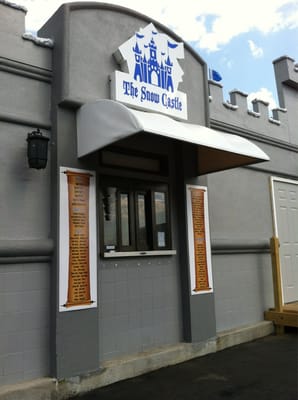 THE SNOW CASTLE - Updated October 2025 - 10 Reviews - 2109 Woodruff Rd ...