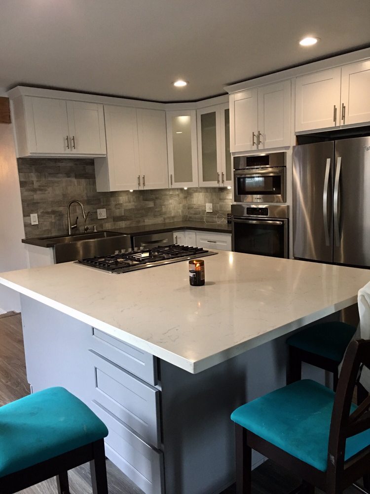 BESS CONSTRUCTION - Updated September 2025 - 11 Photos - 6586 Crest Ave ...