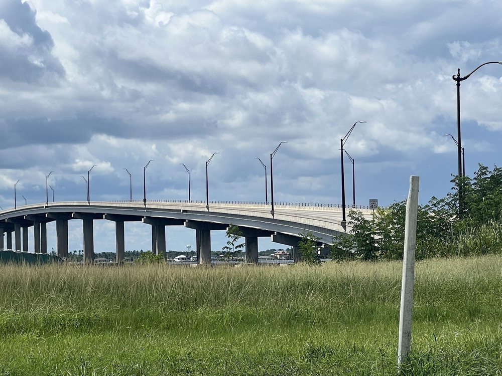 EDISON BRIDGES - Updated February 2025 - 10 Photos - US-41 Bus, Fort ...
