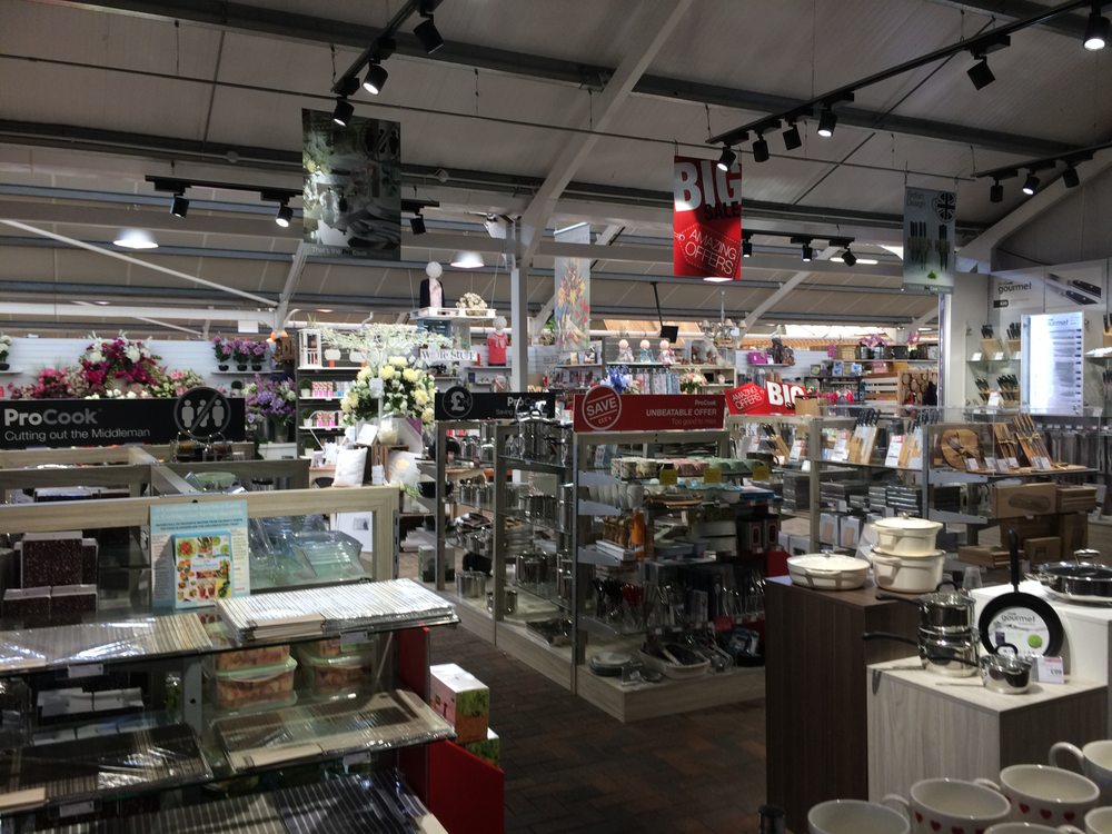 NOTCUTTS GARDEN CENTRE - Updated October 2025 - Common Lane, Ditchling ...