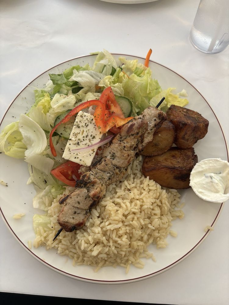 PHILOS RESTAURANT - Updated November 2025 - 19 Photos & 29 Reviews ...