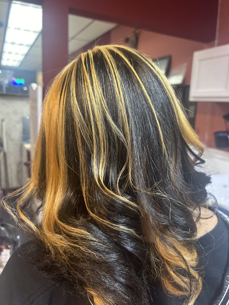 LIZ DOMINICAN HAIR SALON - Updated December 2024 - Request an ...