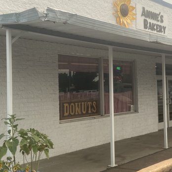 ANNIES BAKERY - Updated January 2026 - 22 Photos & 15 Reviews - 408 W ...