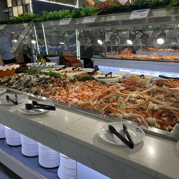 UMI HOTPOT SEAFOOD & SUSHI BUFFET - Updated August 2024 - 144 Photos ...