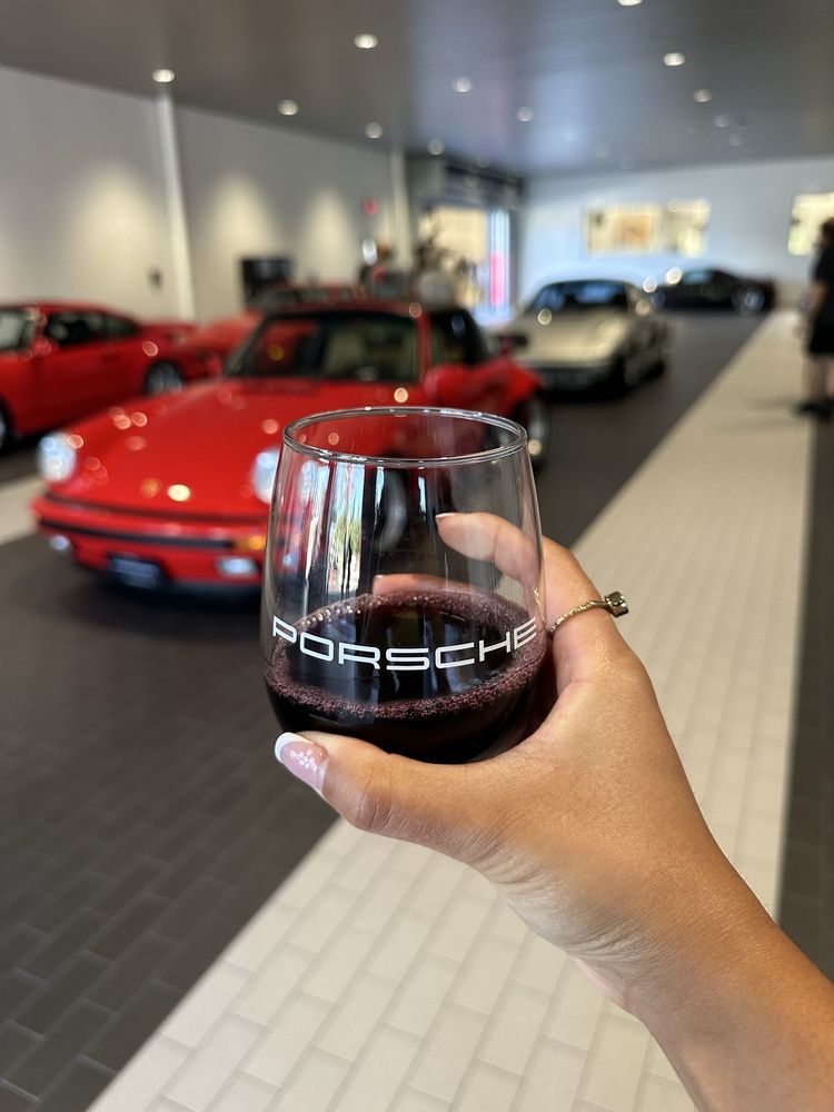 PORSCHE SEATTLE NORTH - Updated December 2025 - 19 Photos & 16 Reviews ...