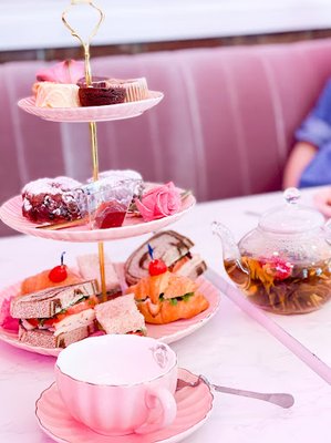 PINKY’S UP AFTERNOON TEA - 23 Photos - 120 Strawberry Aly, Clarksville ...