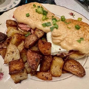 TEN/6 - Updated March 2025 - 427 Photos & 270 Reviews - 1705 N ...