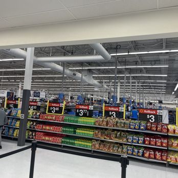 WALMART - Updated December 2025 - 318 Photos & 417 Reviews - 2300 N ...
