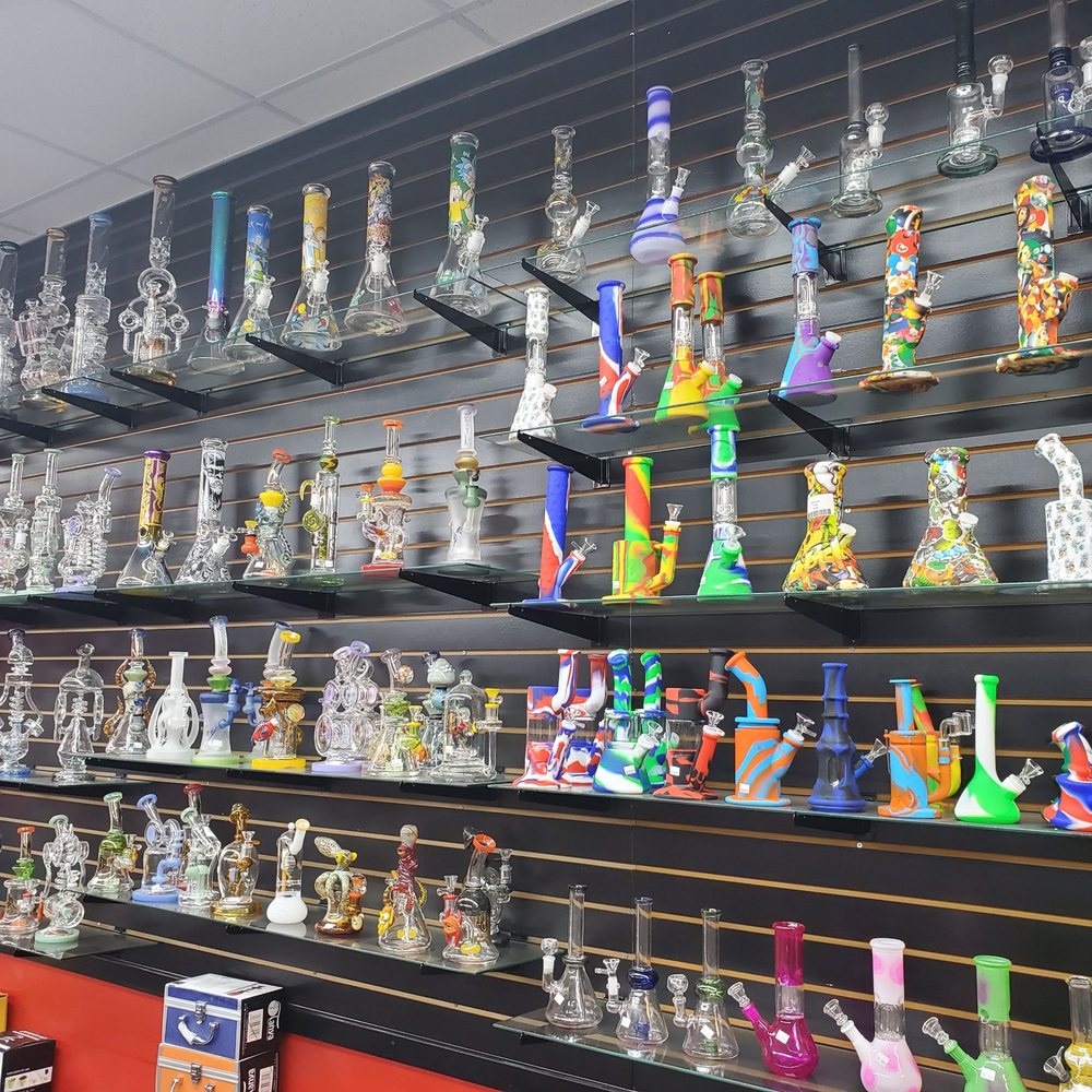 POPS SMOKE - Updated April 2025 - 13180 Coursey Blvd, Baton Rouge ...