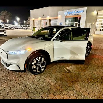 WESTWAY FORD - Updated August 2024 - 51 Photos & 308 Reviews - 801 W ...