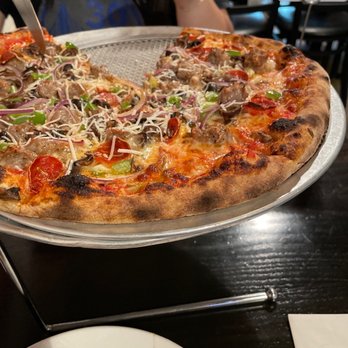 LONG BRIDGE PIZZA - Updated 2024 - 662 Photos & 713 Reviews - 2347 3rd ...