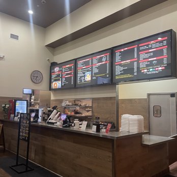 THE HITCH BURGER GRILL - UPLAND - Updated July 2024 - 86 Photos & 90 ...