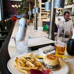 THE HOLBROOK HOUSE - Updated December 2025 - 584 Photos & 222 Reviews ...