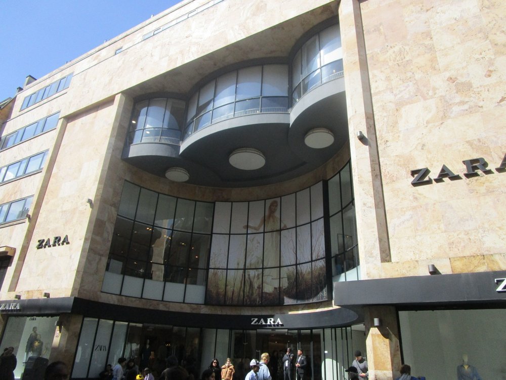ZARA - Rue Neuve 136, Bruxelles, Belgium - Women's Clothing - Yelp