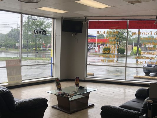 ADMIRAL AUTO CARE - Updated March 2025 - 15 Photos - 6709 Pearl Rd ...