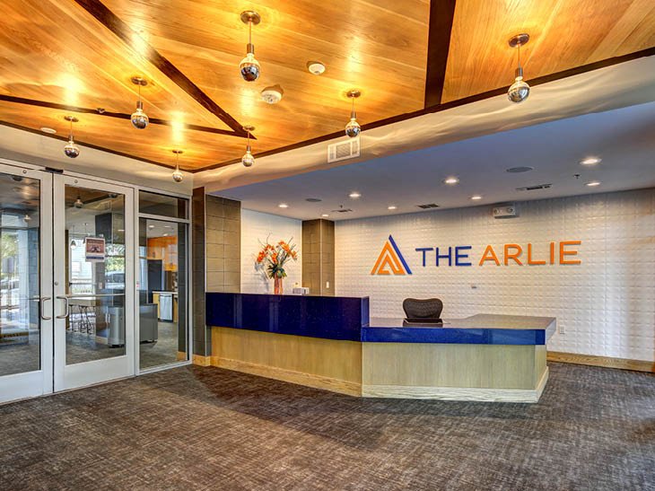 THE ARLIE - Updated January 2026 - 82 Photos & 31 Reviews - 815 West ...