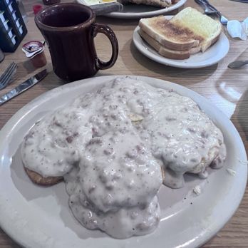 PLUM DELICIOUS FAMILY RESTAURANT - Updated August 2025 - 187 Photos ...