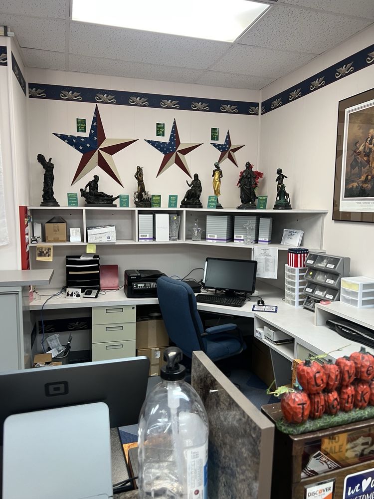 FLAG WORLD - Updated April 2026 - 12 Photos - 2206 S 6th St ...