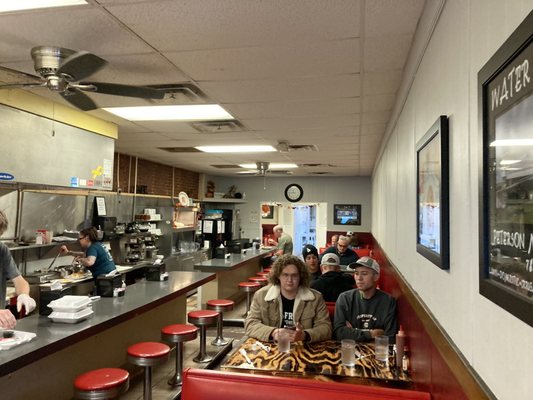 NEIGHBORS CAFE - Updated December 2025 - 15 Photos & 61 Reviews - 204 S ...