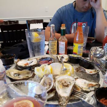 ON THE HALF SHELL - Updated October 2025 - 142 Photos & 115 Reviews ...