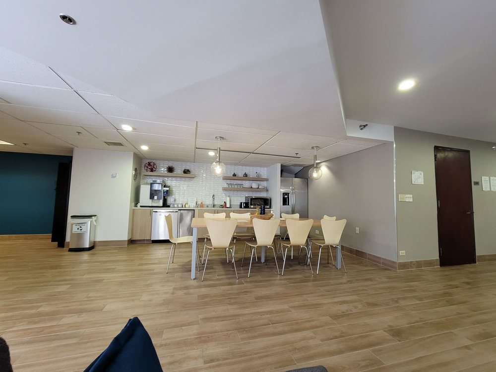REGUS HAWAII WATERFRONT - Updated December 2025 - 24 Photos & 14 ...