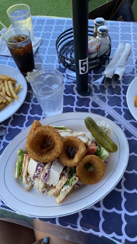 DIMITRI’S DINER - Updated October 2025 - 30 Photos & 85 Reviews - 16 ...