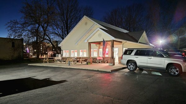 DIG-IN CAFE - Updated December 2025 - 39 Photos & 39 Reviews - 111 W ...