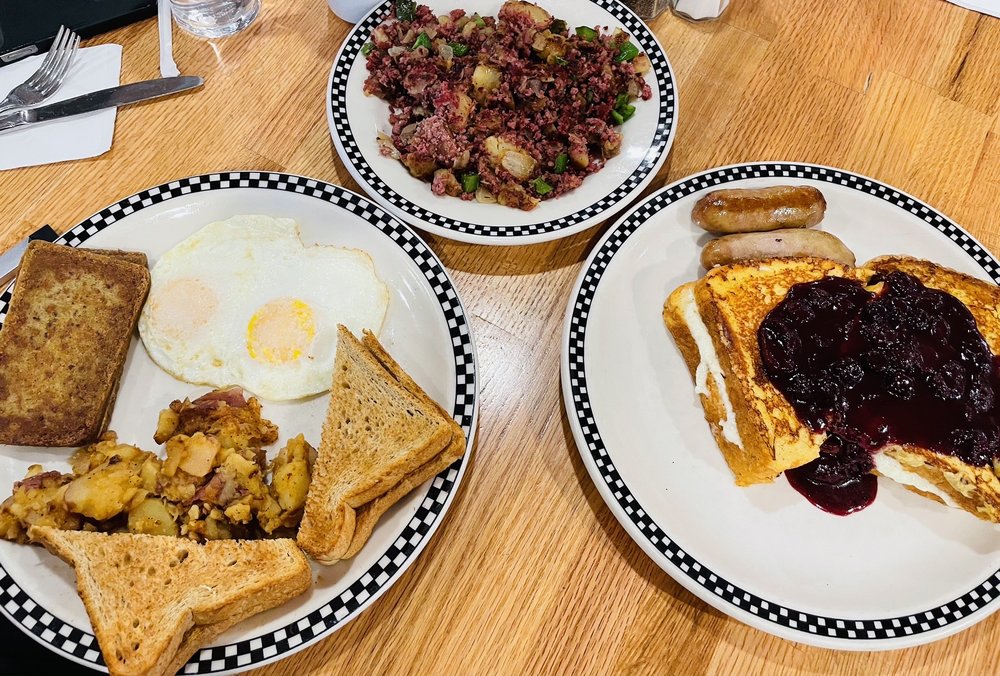 FITZPATRICK’S DELI & STEAKHOUSE - Updated December 2025 - 116 Photos ...