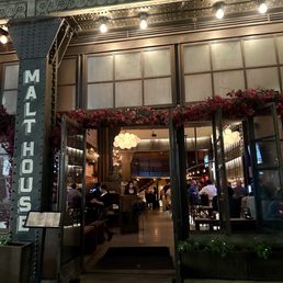 THE MALT HOUSE - Updated December 2025 - 668 Photos & 695 Reviews - 9 ...