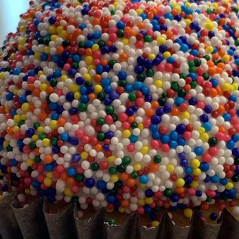 SMALLCAKES CUPCAKERY AND CREAMERY - Updated January 2026 - 44 Photos ...