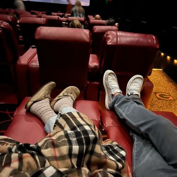 AMC FALLBROOK 7 - Updated December 2025 - 310 Photos & 551 Reviews ...