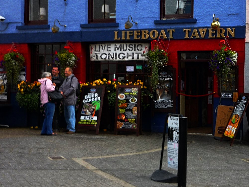 LIFEBOAT TAVERN - Tudor Sq, Tenby, Pembrokeshire, United Kingdom - Pubs ...