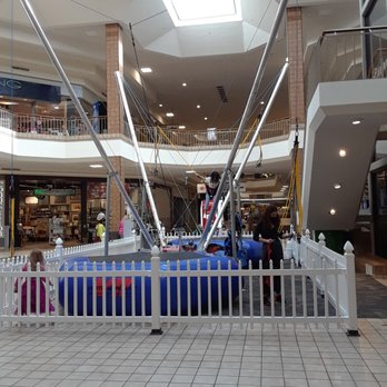 ROGUE VALLEY MALL - Updated December 2025 - 43 Photos & 51 Reviews ...