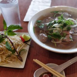 PHO VAUGHAN - Updated January 2026 - 101 Photos & 71 Reviews - 9421 ...