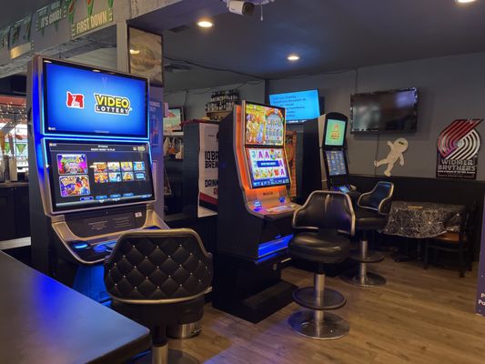 SANDY PUB - Updated October 2025 - 10 Photos - 11252 NE Sandy Blvd ...