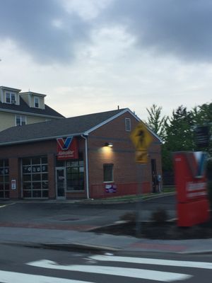 VALVOLINE INSTANT OIL CHANGE - Updated August 2025 - 13 Photos & 94 ...