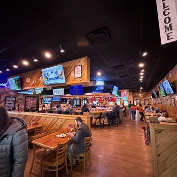 ROOSTERS - Updated December 2025 - 116 Photos & 92 Reviews - 114 ...