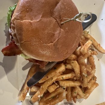 CANOE HOUSE - Updated April 2025 - 1731 Photos & 972 Reviews - 805 Fair ...