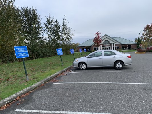 BELLINGHAM INTERNATIONAL AIRPORT - BLI - Updated July 2024 - 102 Photos ...