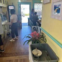 SHAKA SHACK - Updated April 2025 - 192 Photos & 71 Reviews - 2300 ...