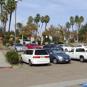 FENTON PARKWAY TROLLEY STATION - Updated July 2024 - 25 Photos & 12 ...