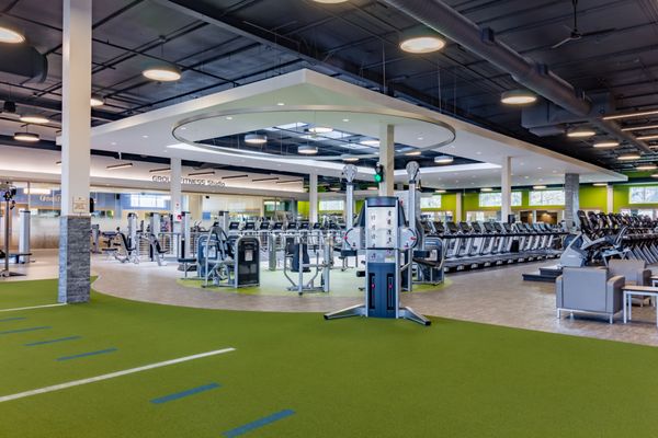 ONELIFE FITNESS - PERIMETER SPORTS CLUB - Updated October 2025 - 121 ...