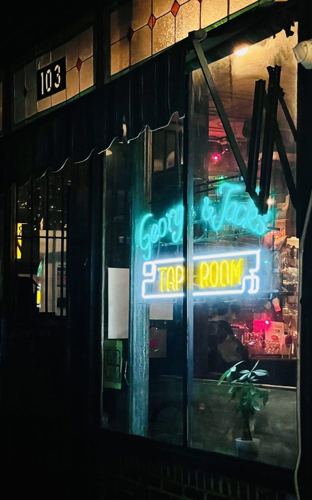 GEORGE & JACKS TAP ROOM - Updated May 2025 - 68 Photos & 89 Reviews ...