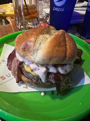 VERSUS - Updated November 2024 - 121 Photos & 137 Reviews - 42 Province ...